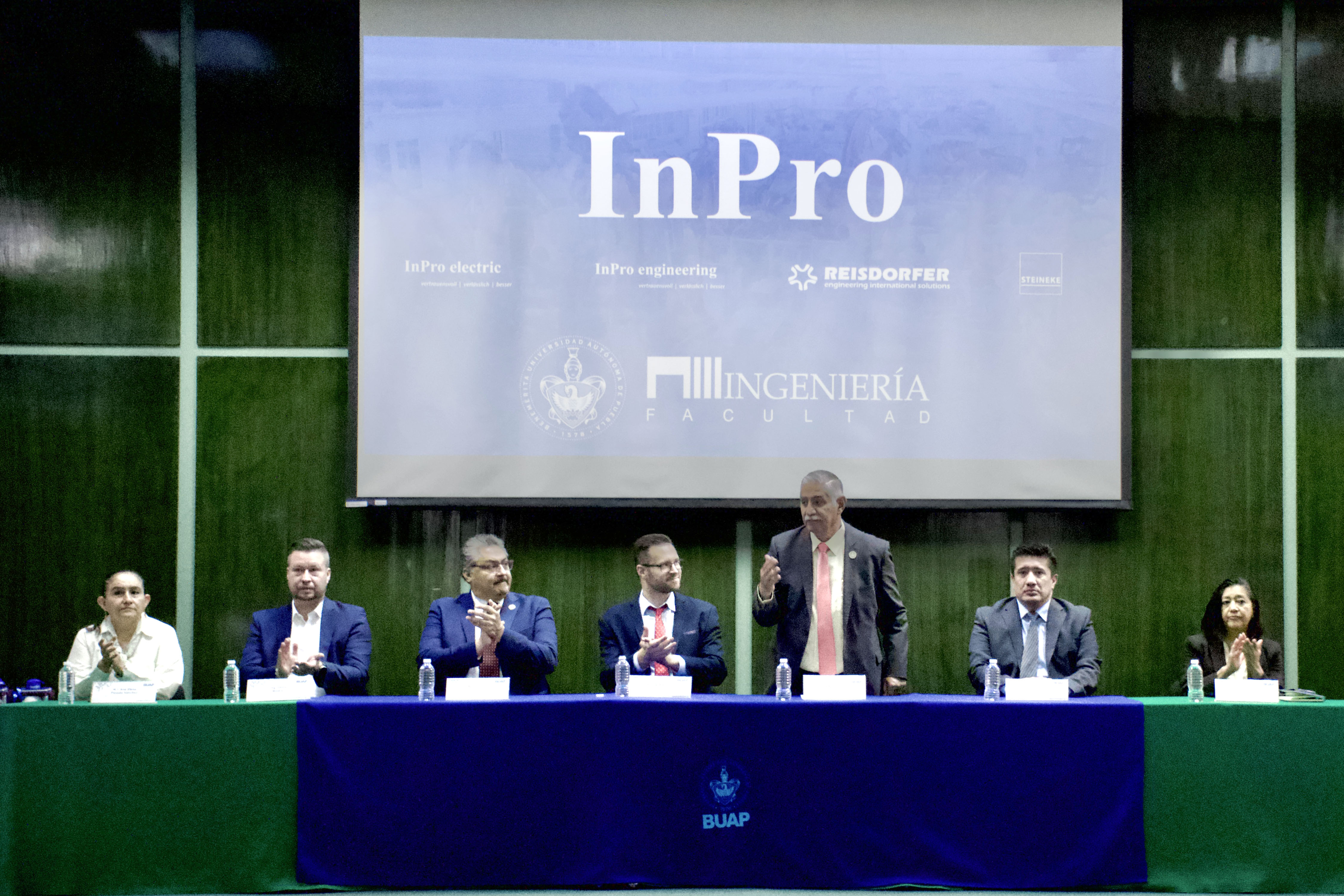 En la Facultad de Ingeniería tuvo lugar la conferencia “Tu éxito laboral comienza…” | Boletines BUAP